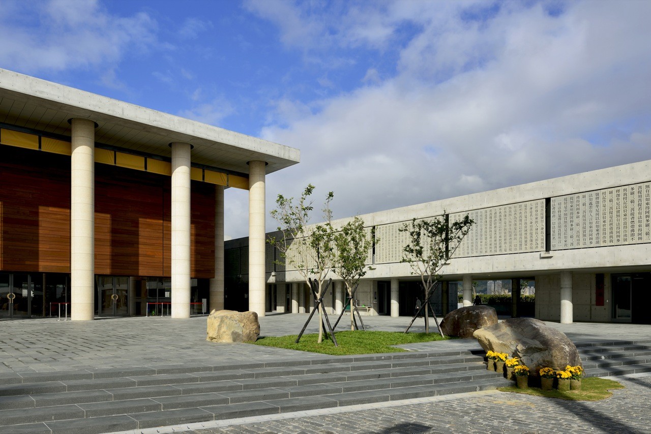 Gallery of Water-Moon Monastery / KRIS YAO | ARTECH - 2