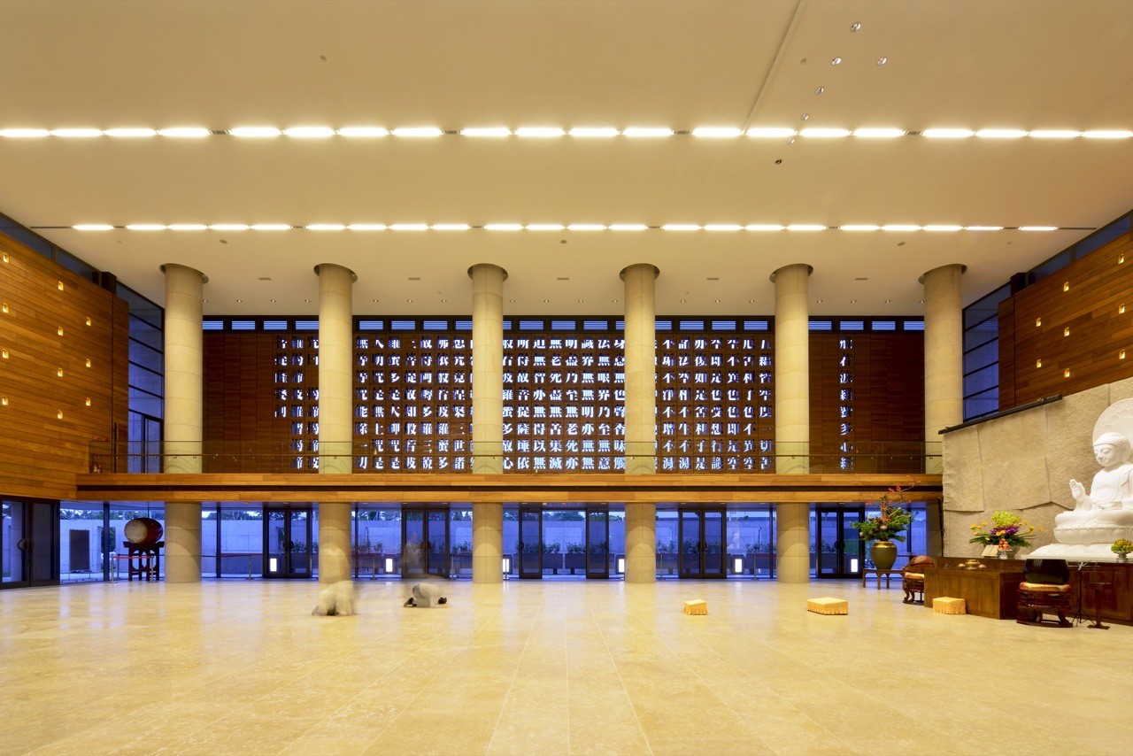 Gallery of Water-Moon Monastery / KRIS YAO | ARTECH - 14