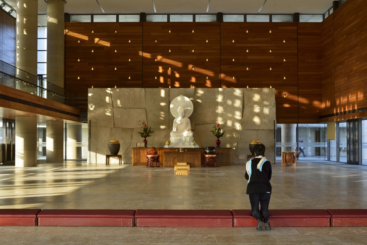 Galería de Water-Moon Monastery / Artech Architects - 17