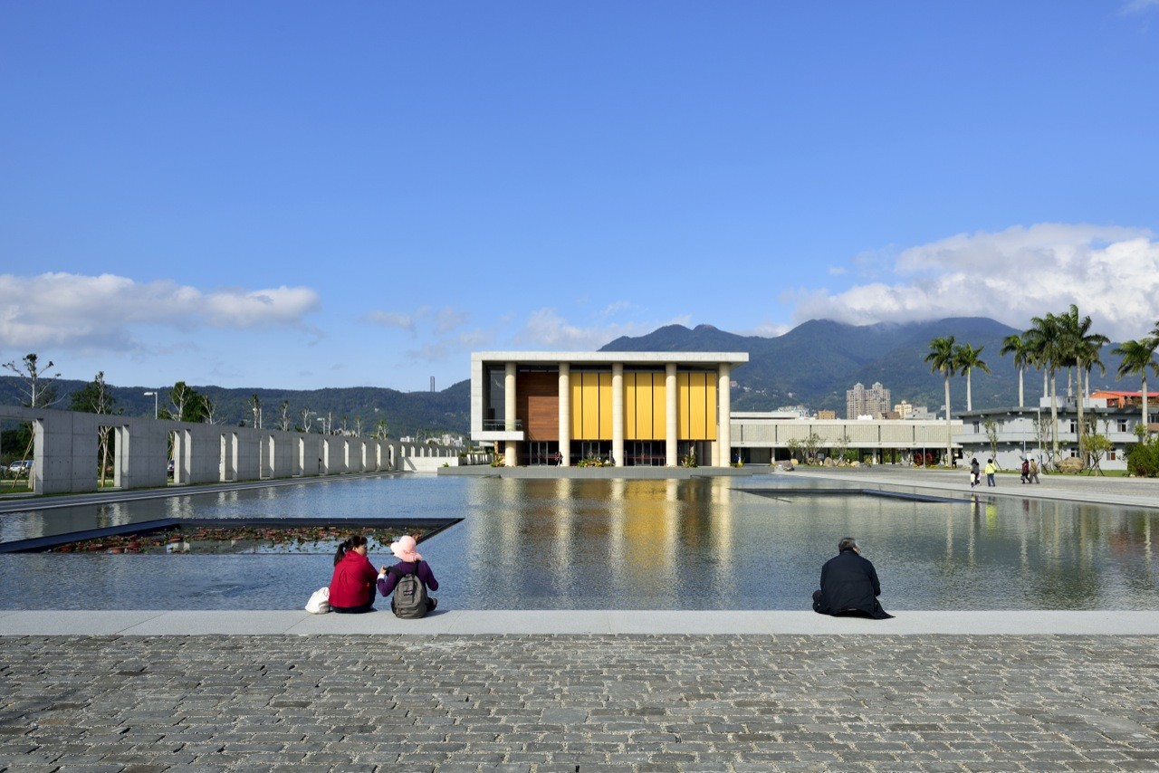 Gallery of Water-Moon Monastery / KRIS YAO | ARTECH - 8