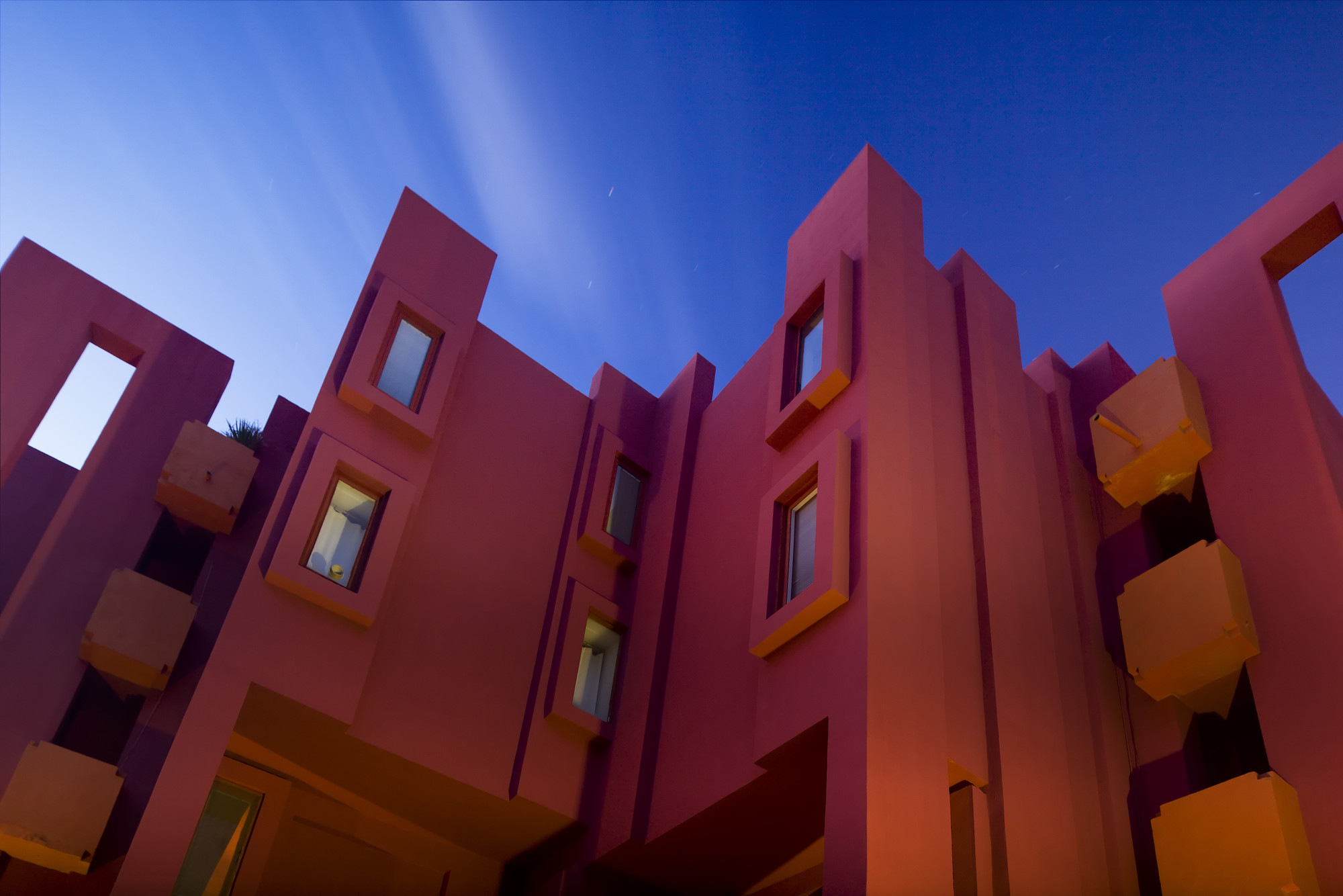 Gallery of AD Classics: La Muralla Roja / Ricardo Bofill - 9
