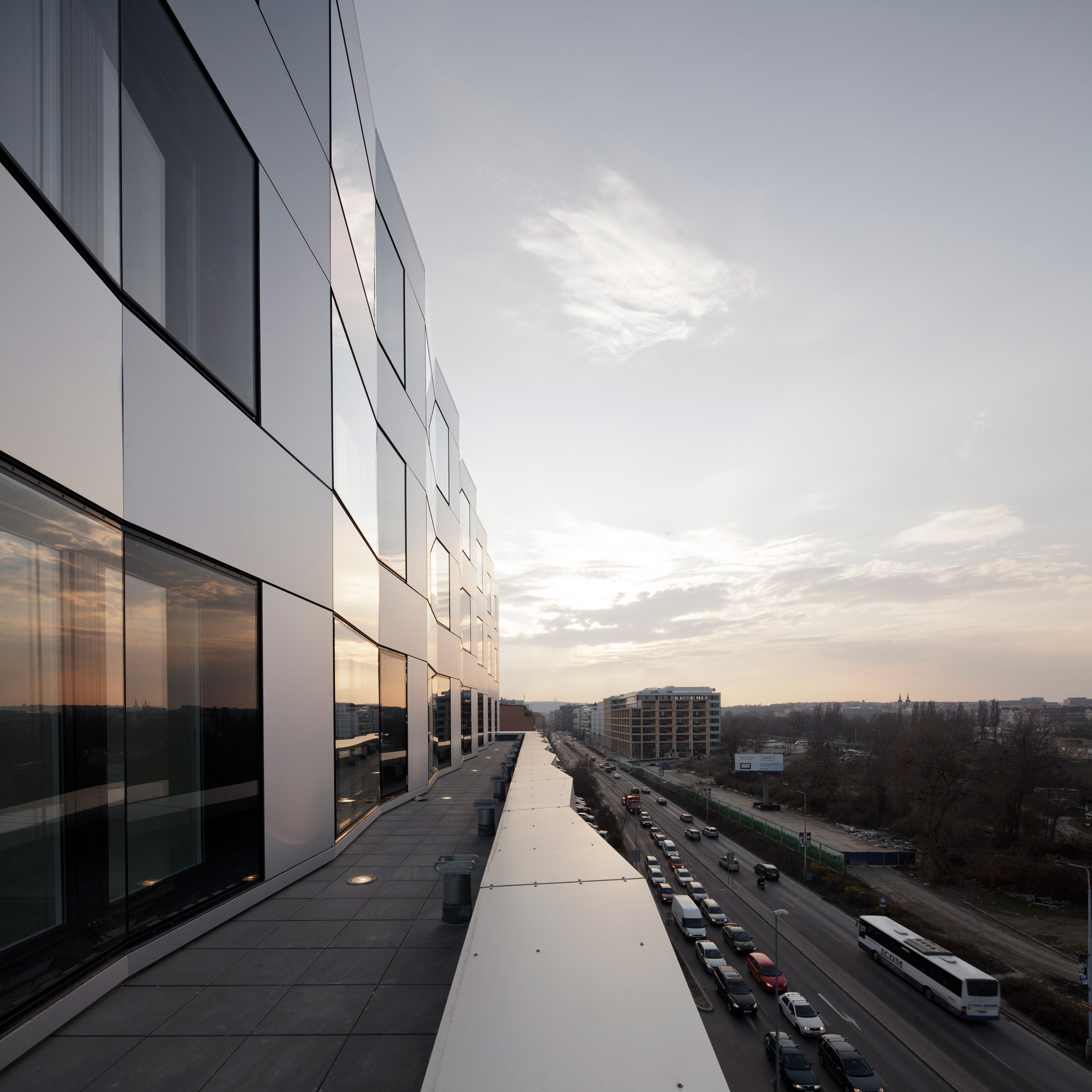 Gallery of Keystone Office Building / EM2N - 14