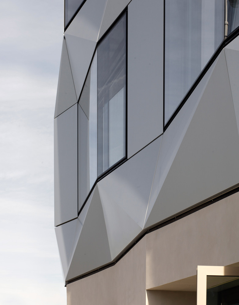 Gallery of Keystone Office Building / EM2N - 27