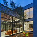 Cedarvale Ravine House / Drew Mandel Architects | ArchDaily
