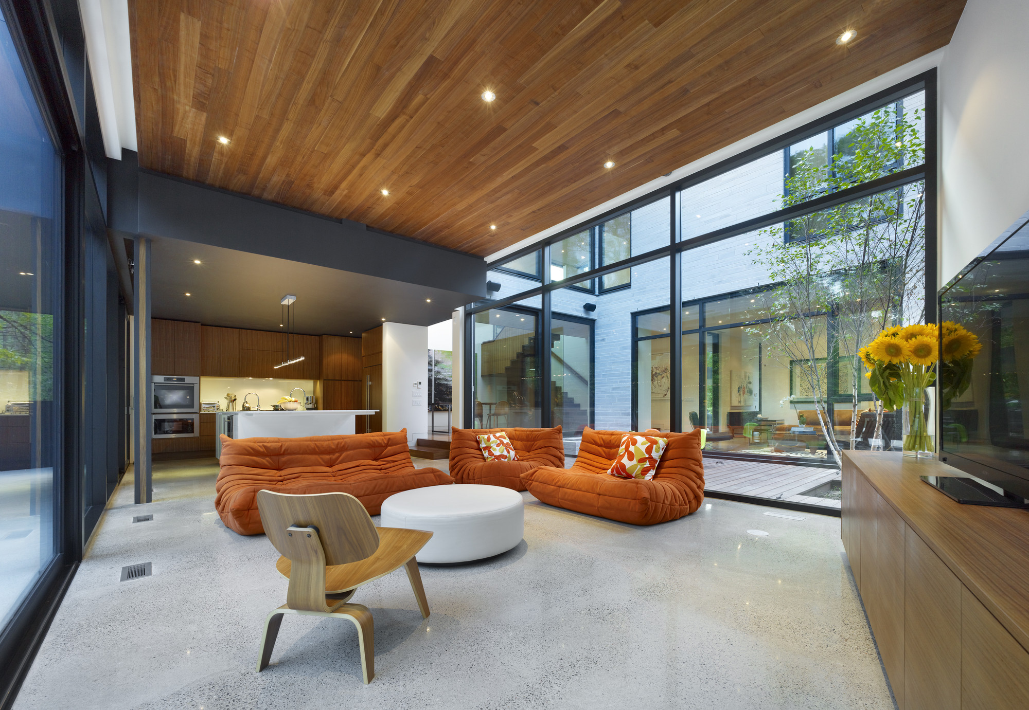 Gallery of Cedarvale Ravine House / Drew Mandel Architects - 13