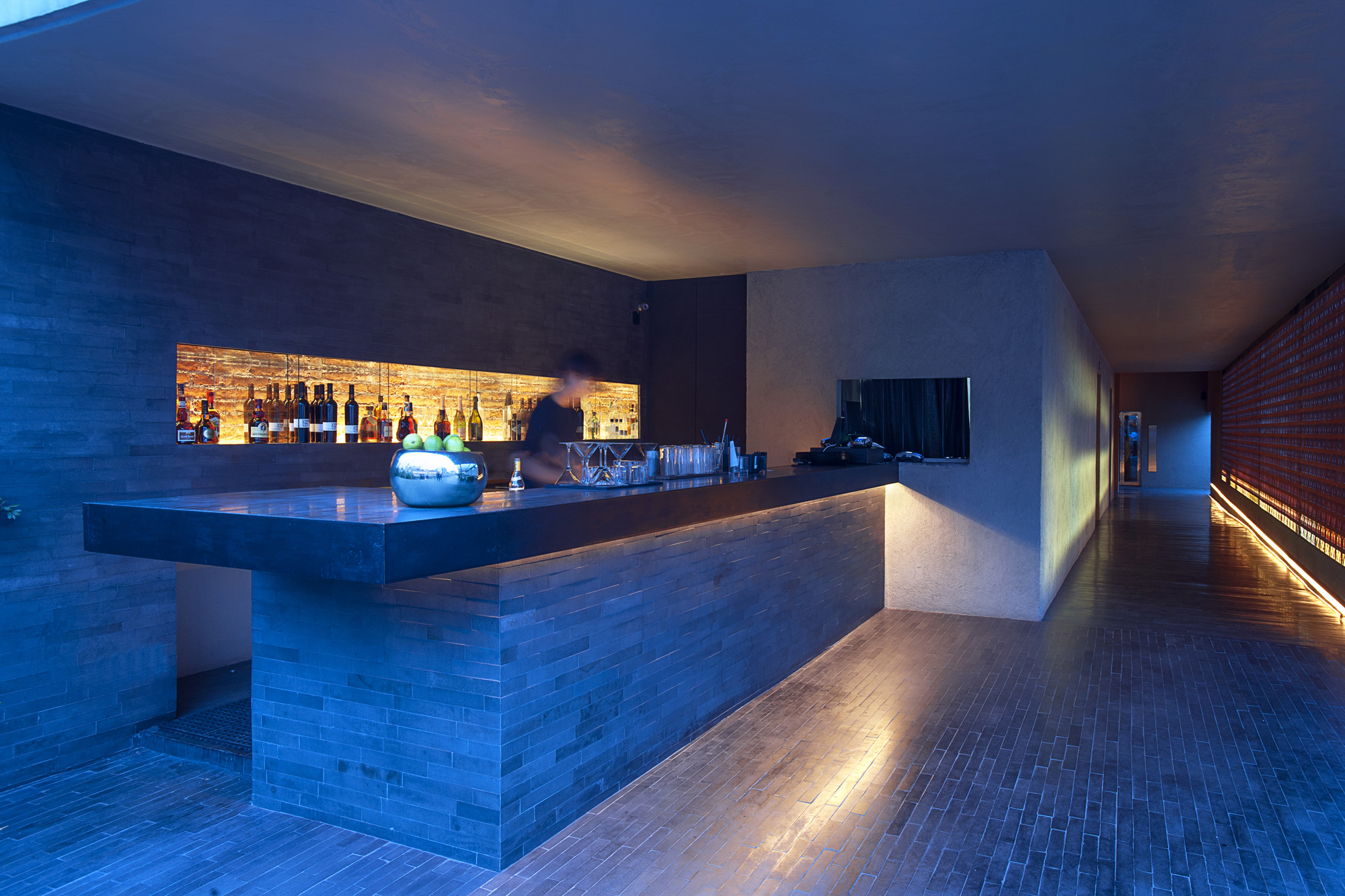 Galeria de Downtown / Cherem Arquitectos - 4