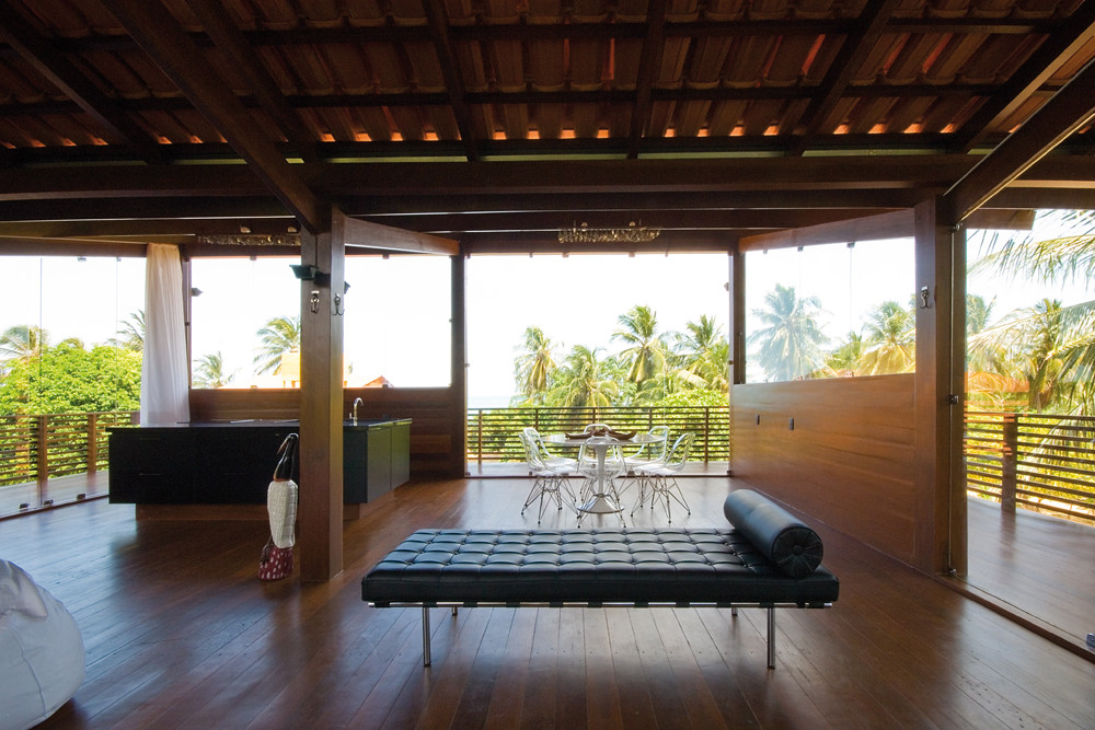 Galería de Casa Tropical / Camarim Architects - 1