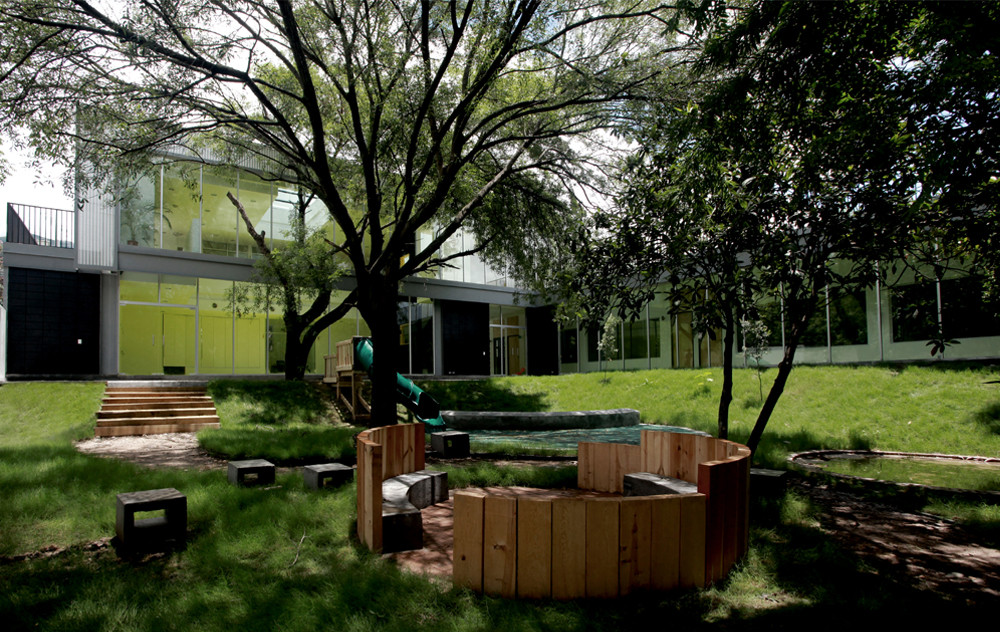 Galería de Instituto Docet / S-AR - 16