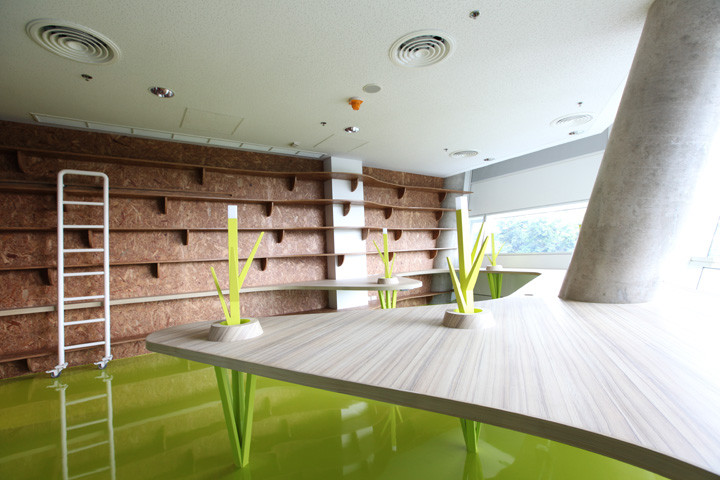 Galería de Centro Creativo de la Universidad de Bangkok / Supermachine ...