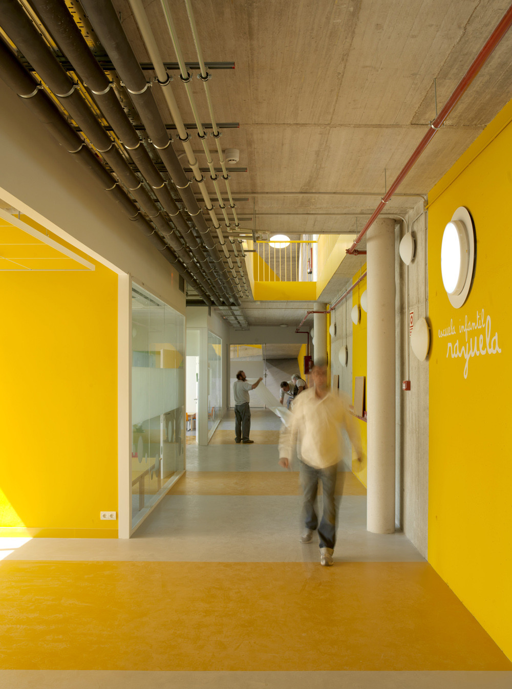 Galería de Plaza Ecopolis [Espacio público + Escuela Infantil ...