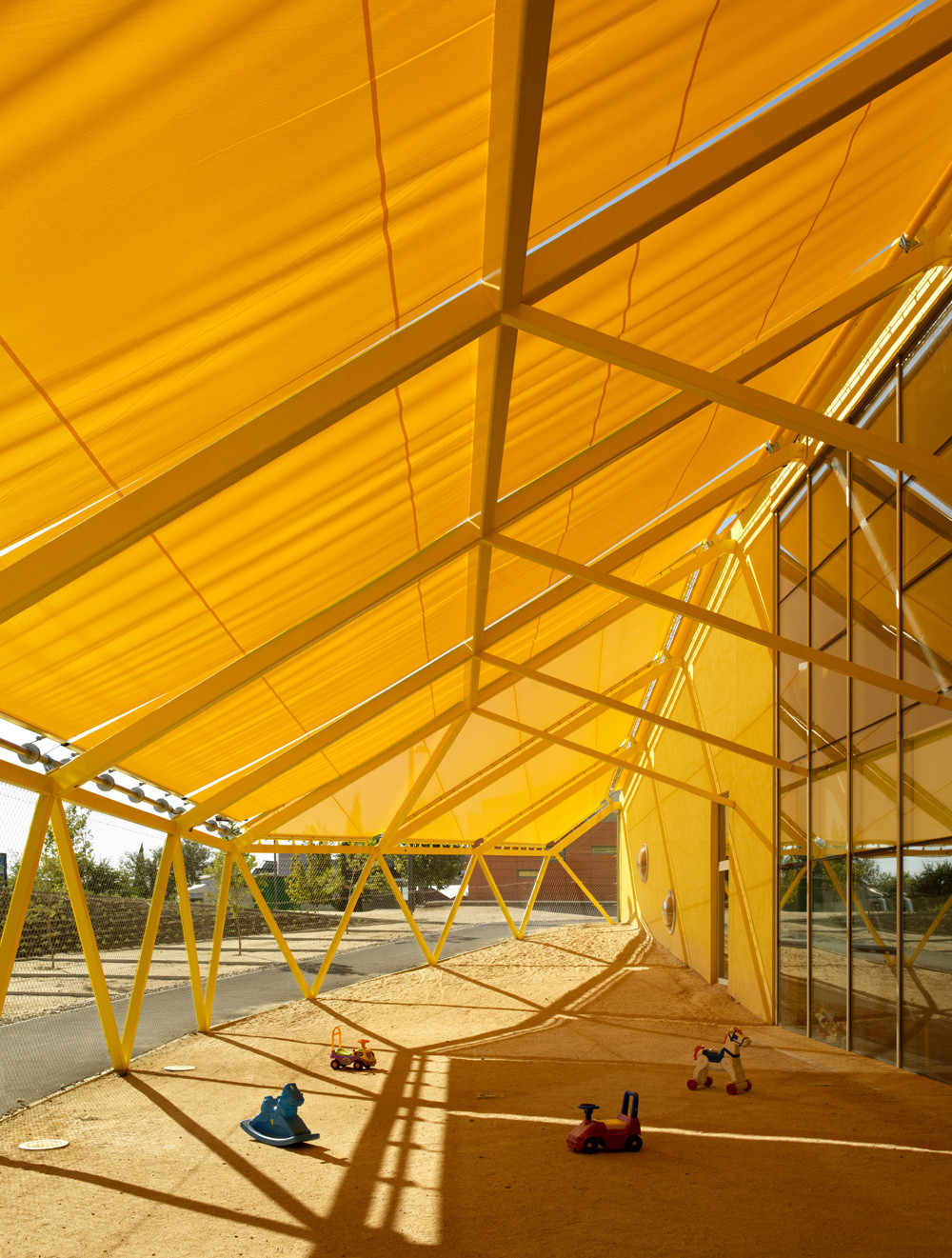 Galería de Plaza Ecopolis [Espacio público + Escuela Infantil ...