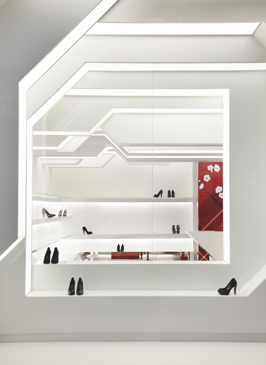 Galería de Tienda Queen Shoes / Studio Guilherme Torres - 16