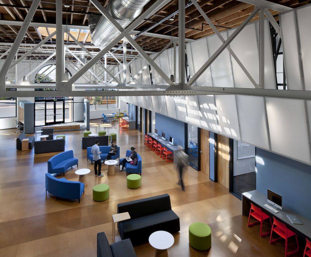 Gallery of College Track / Turnbull Griffin Haesloop - 6