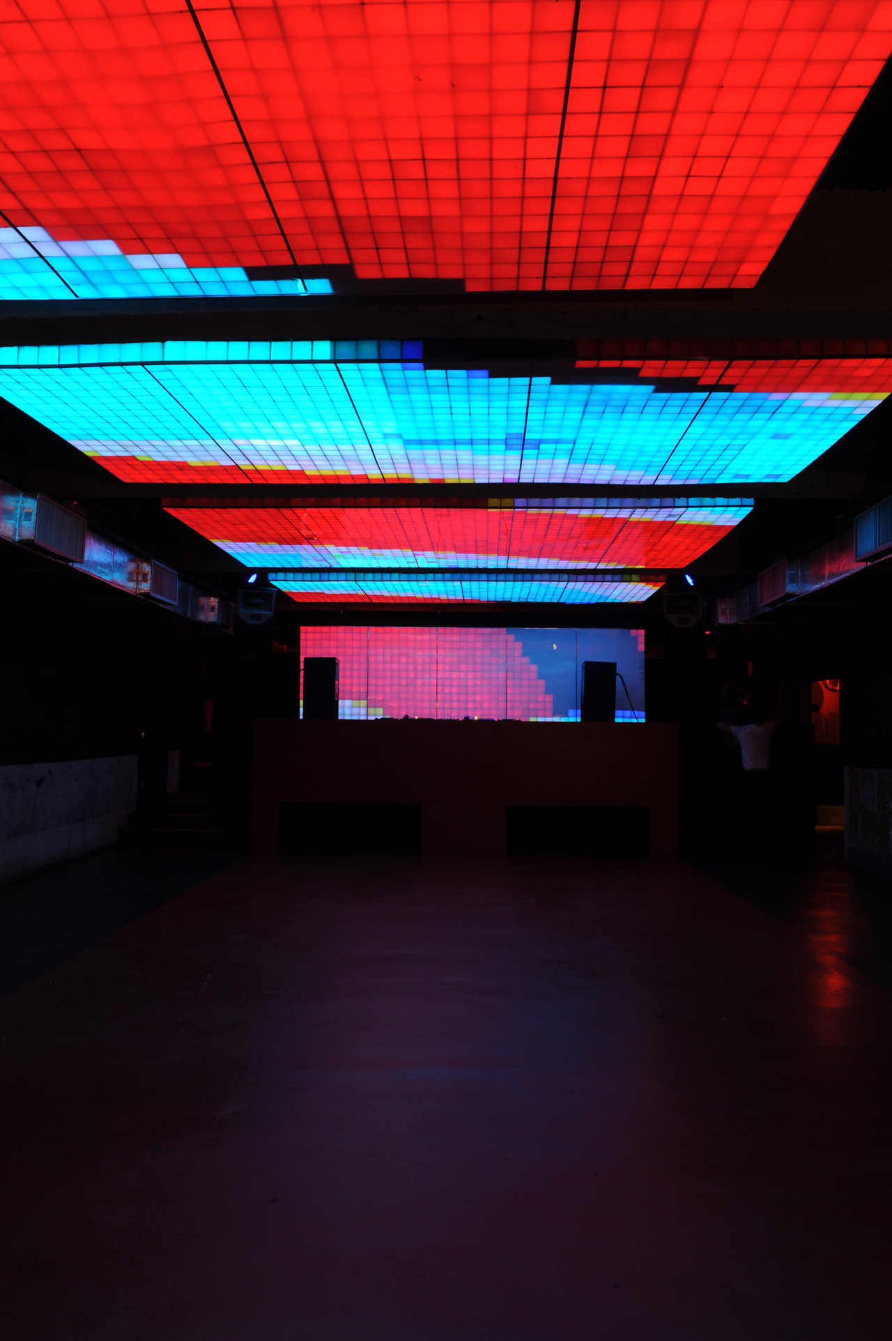 Galería de Proyecto Iluminación: HOT HOT Club / Estudio Guto Requena - 3