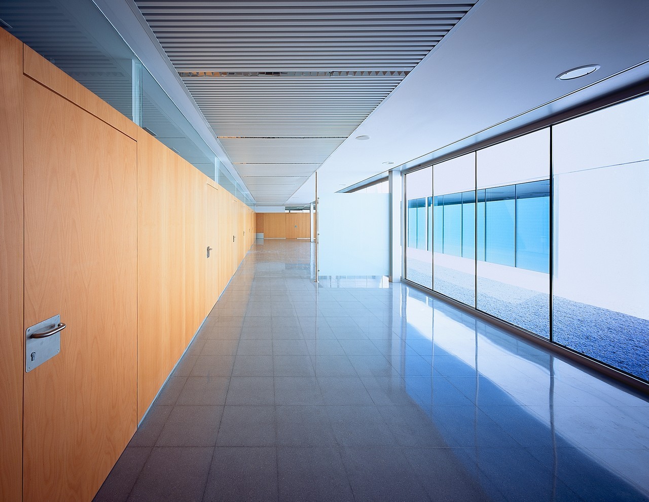 Galería de Centro de Salud de Quintanar del Rey / MBVB ARQUITECTOS - 15