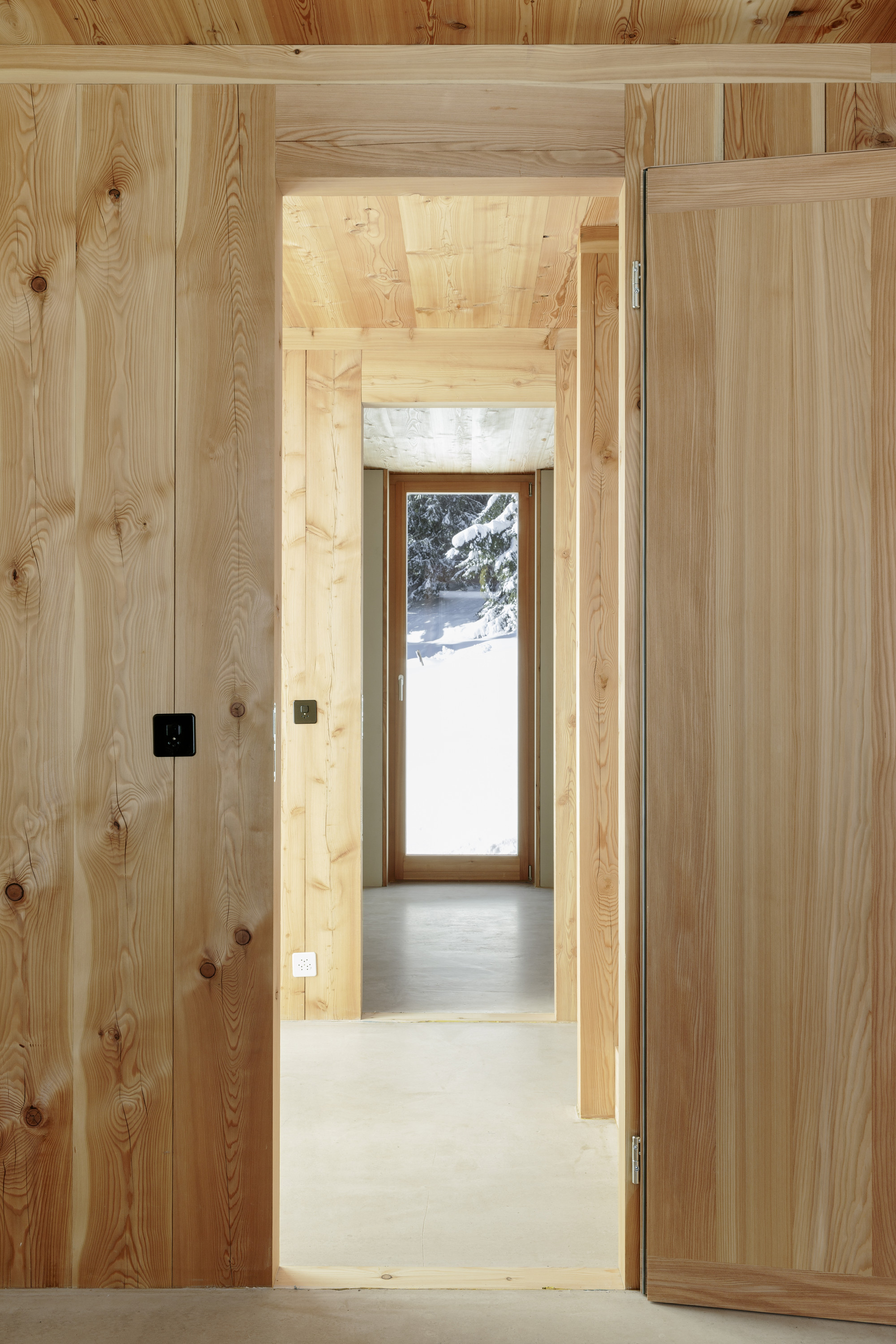 Gallery of House in Reckingen / Roman Hutter Architektur - 5