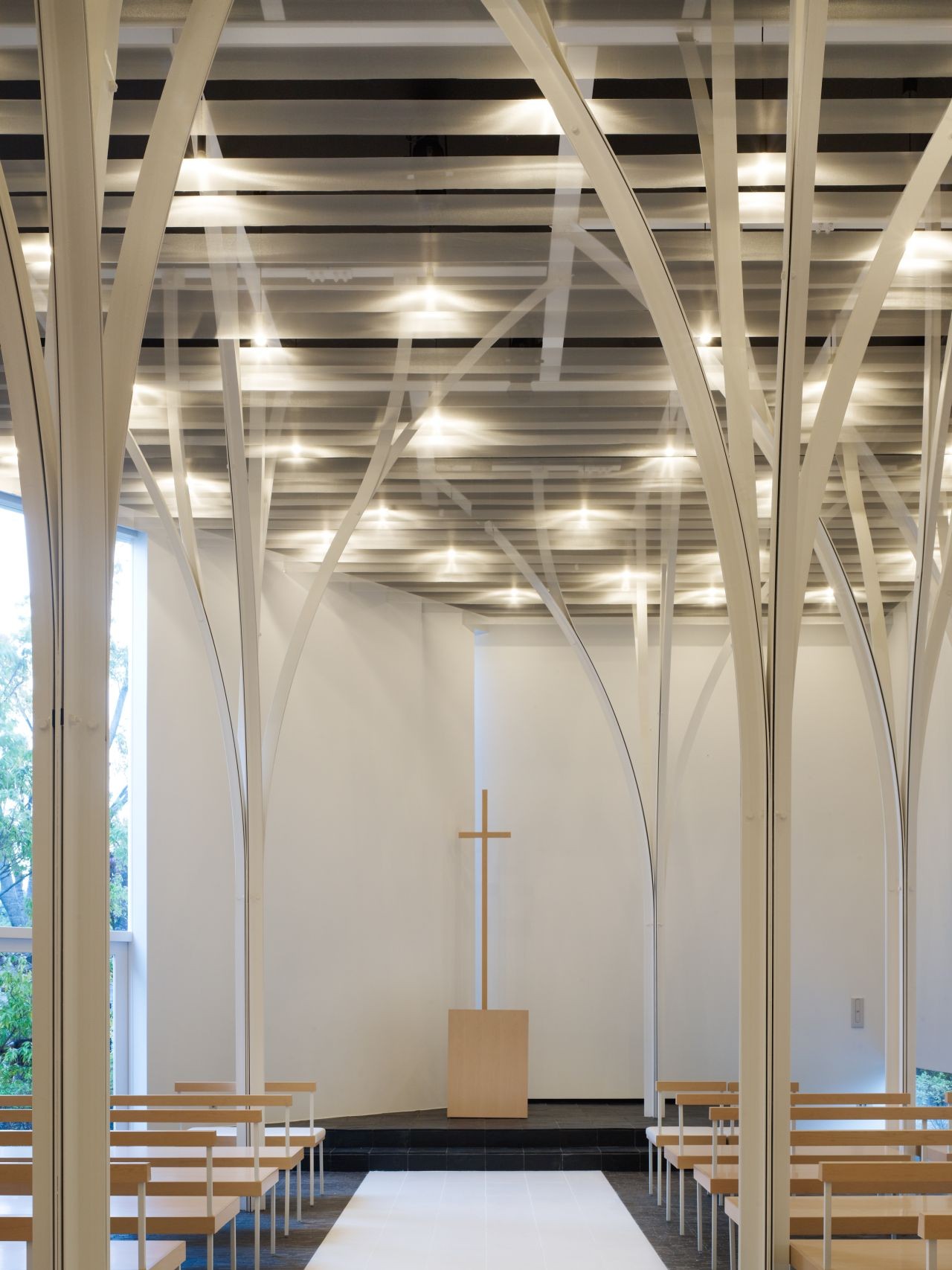 Gallery of Forest Chapel / Hironaka Ogawa & Associates - 13