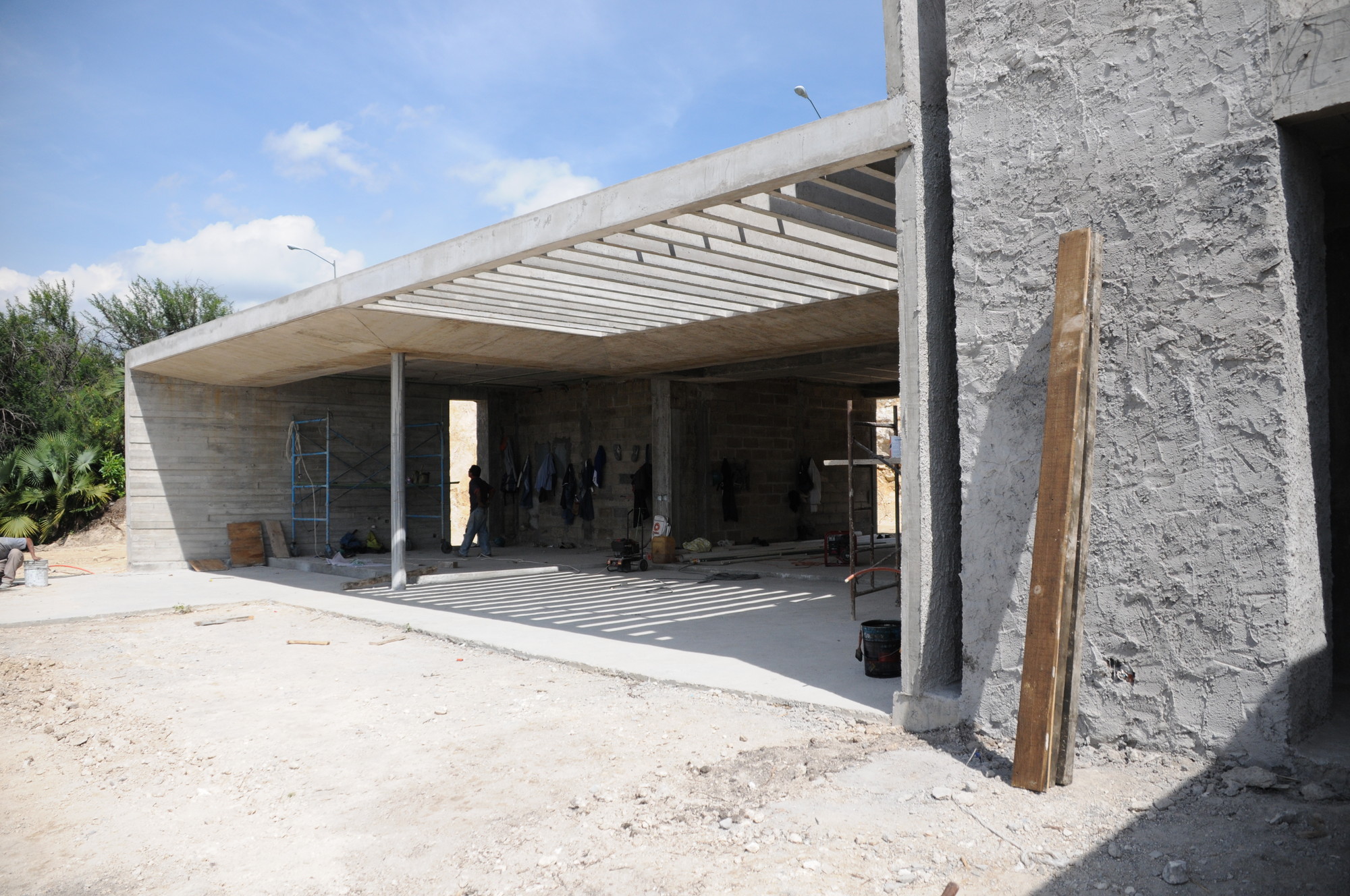 Galería de Casa Widescreen / R Zero Studio - 18