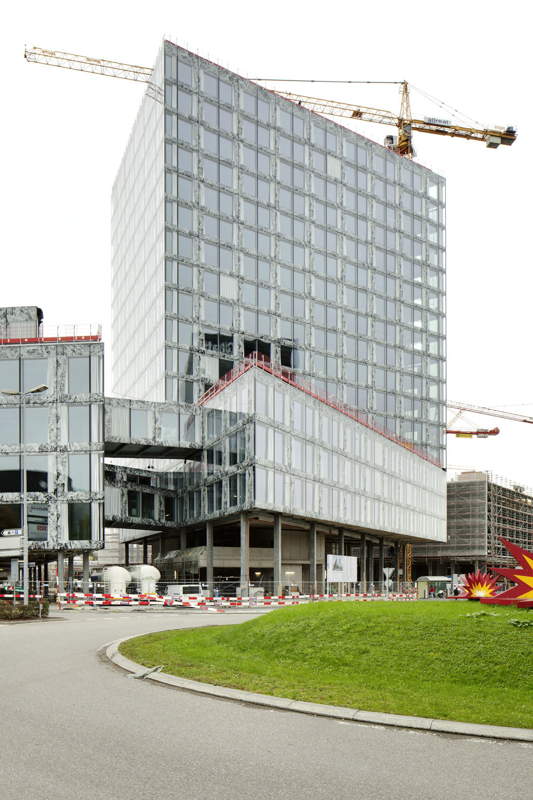 In Progress: Allianz Headquarters / Wiel Arets Architects | ArchDaily
