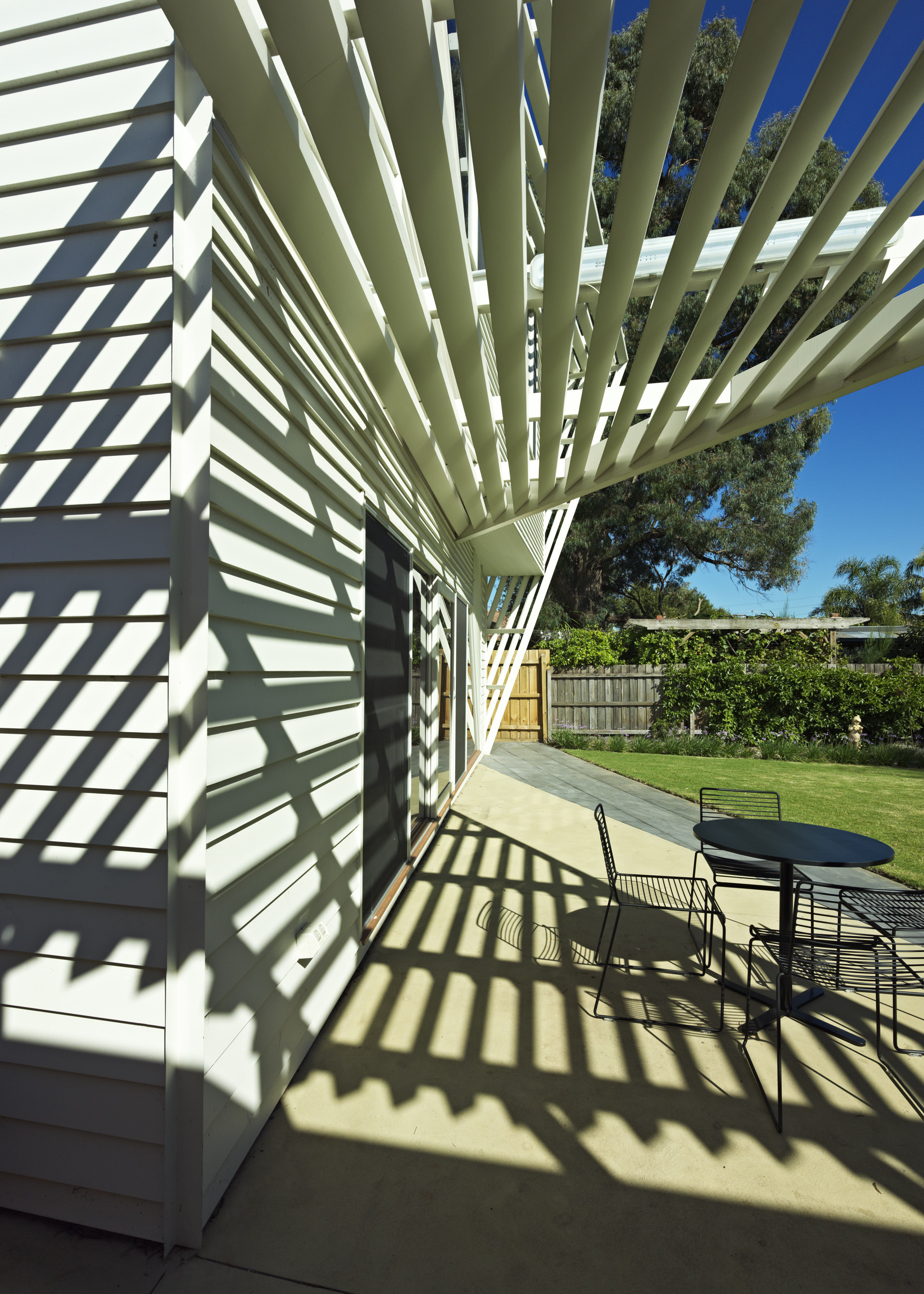Gallery of Weatherboard House / FMD Architects - 3