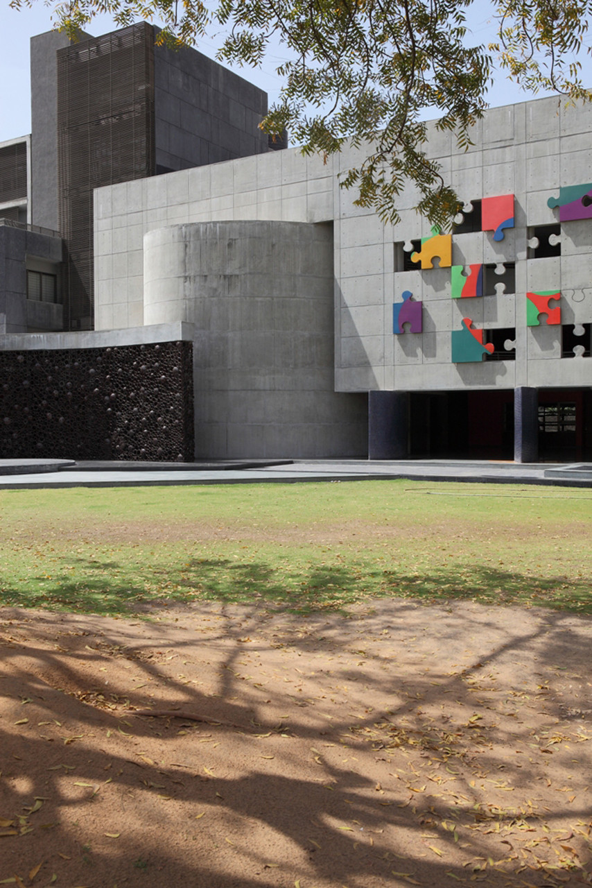 Gallery of Nirma Vidyavihar / Apurva Amin Architects - 11