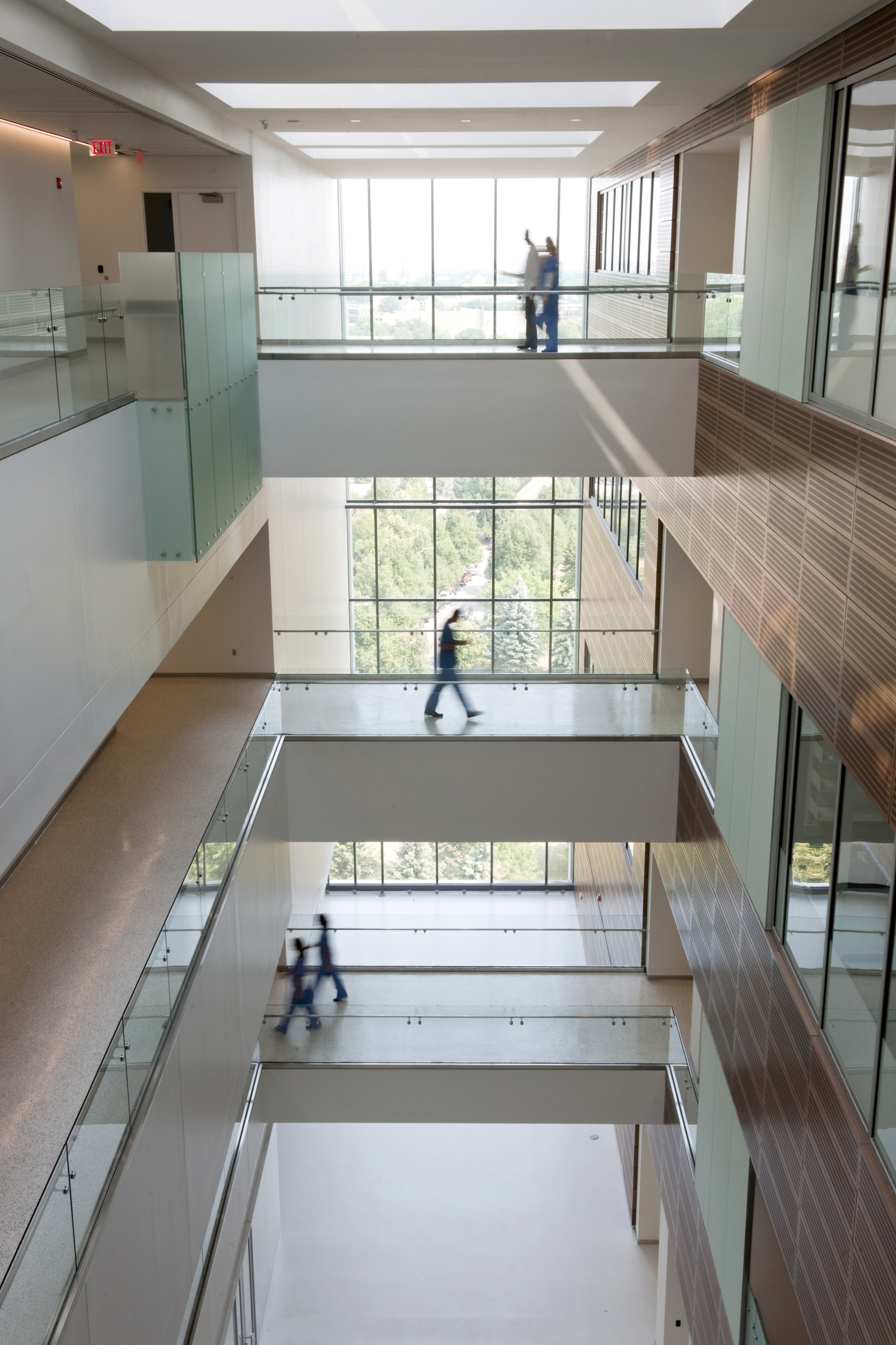 Gallery of Kaleida Health Gates Vascular Institute / Cannon Design - 14