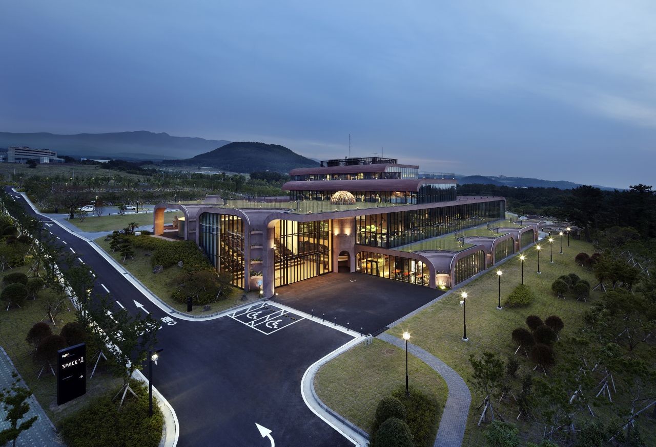 Gallery of Daum Space.1 / Mass Studies - 7