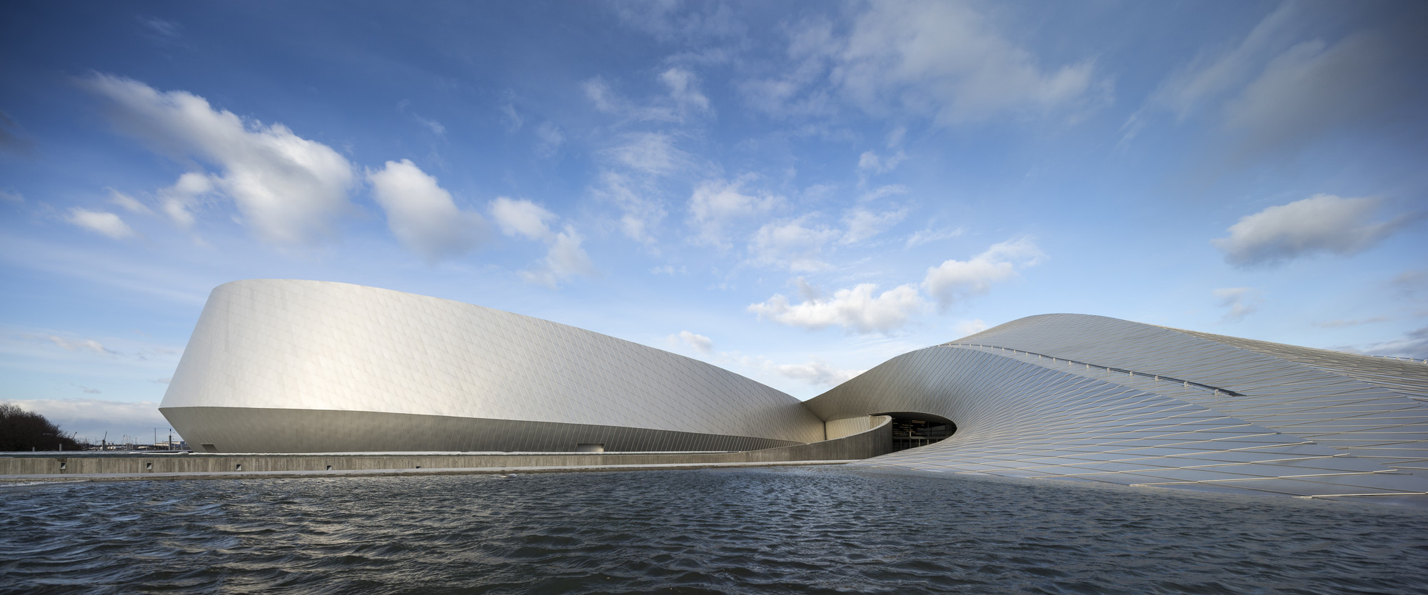 Gallery of The Blue Planet / 3XN - 7