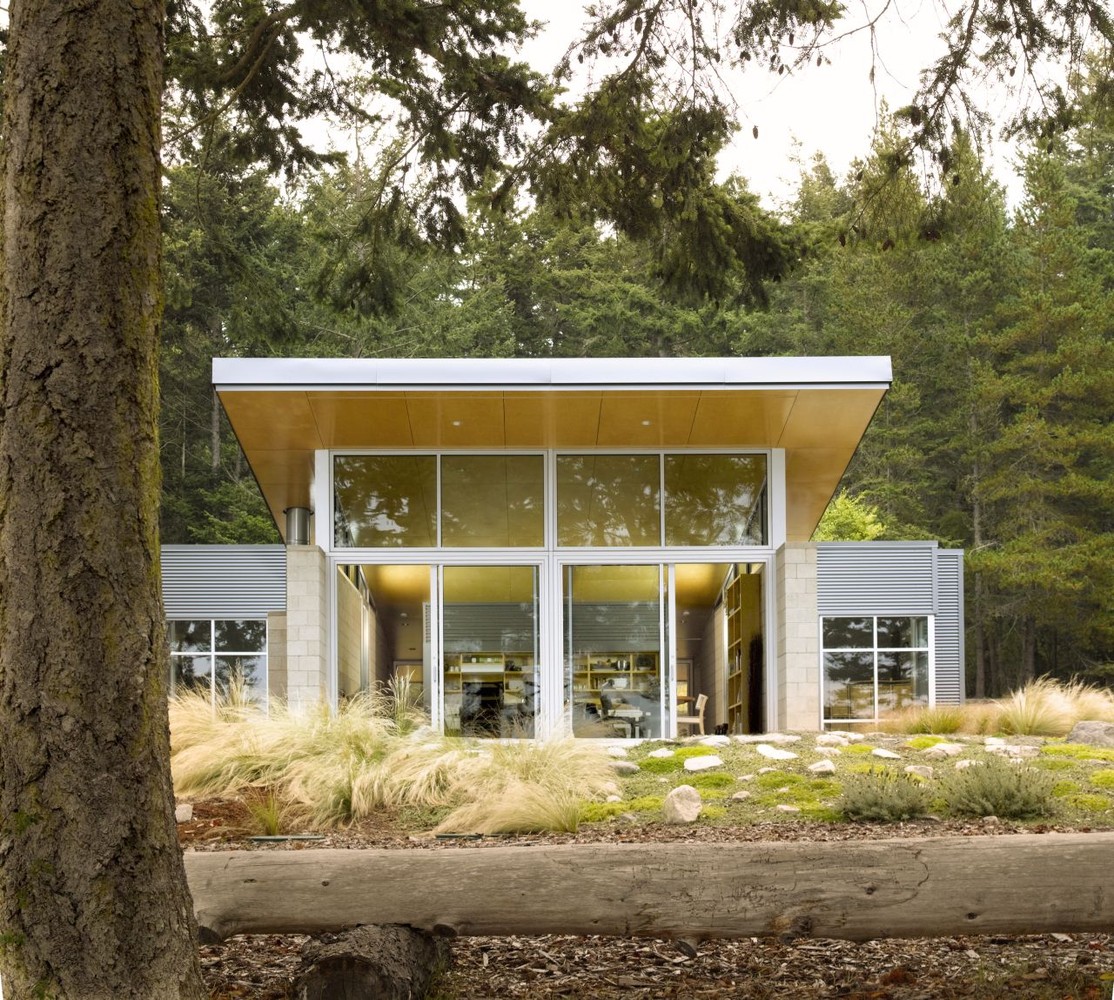 Gallery of Lopez Island Cabin / Stuart Silk Architects - 2