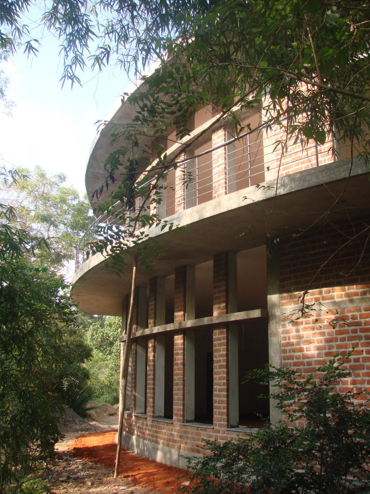 Pitchandikulam Forest Eco Dormitory / Architecture For Humanity ...