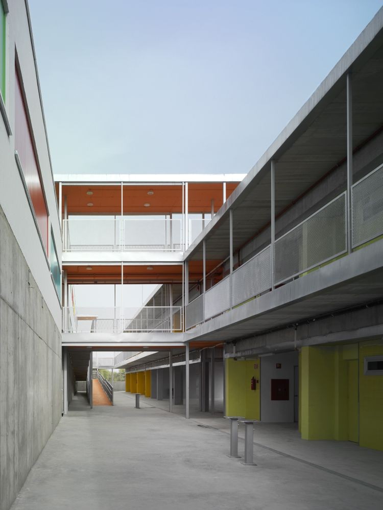 Gallery of Educational Center in Bollullos, Sevilla / Republica DM - 1