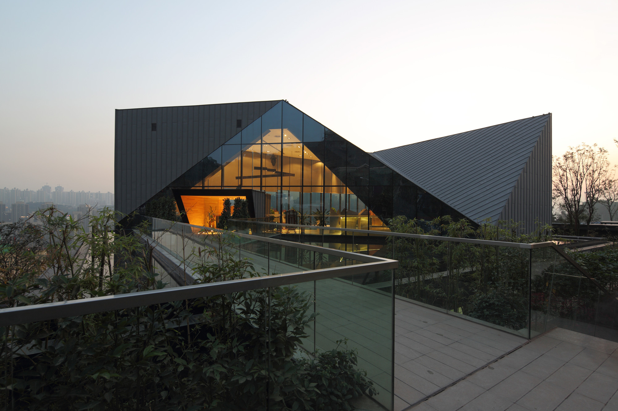 Gallery of Chongqing Greenland Clubhouse / PURE Architecture - 4