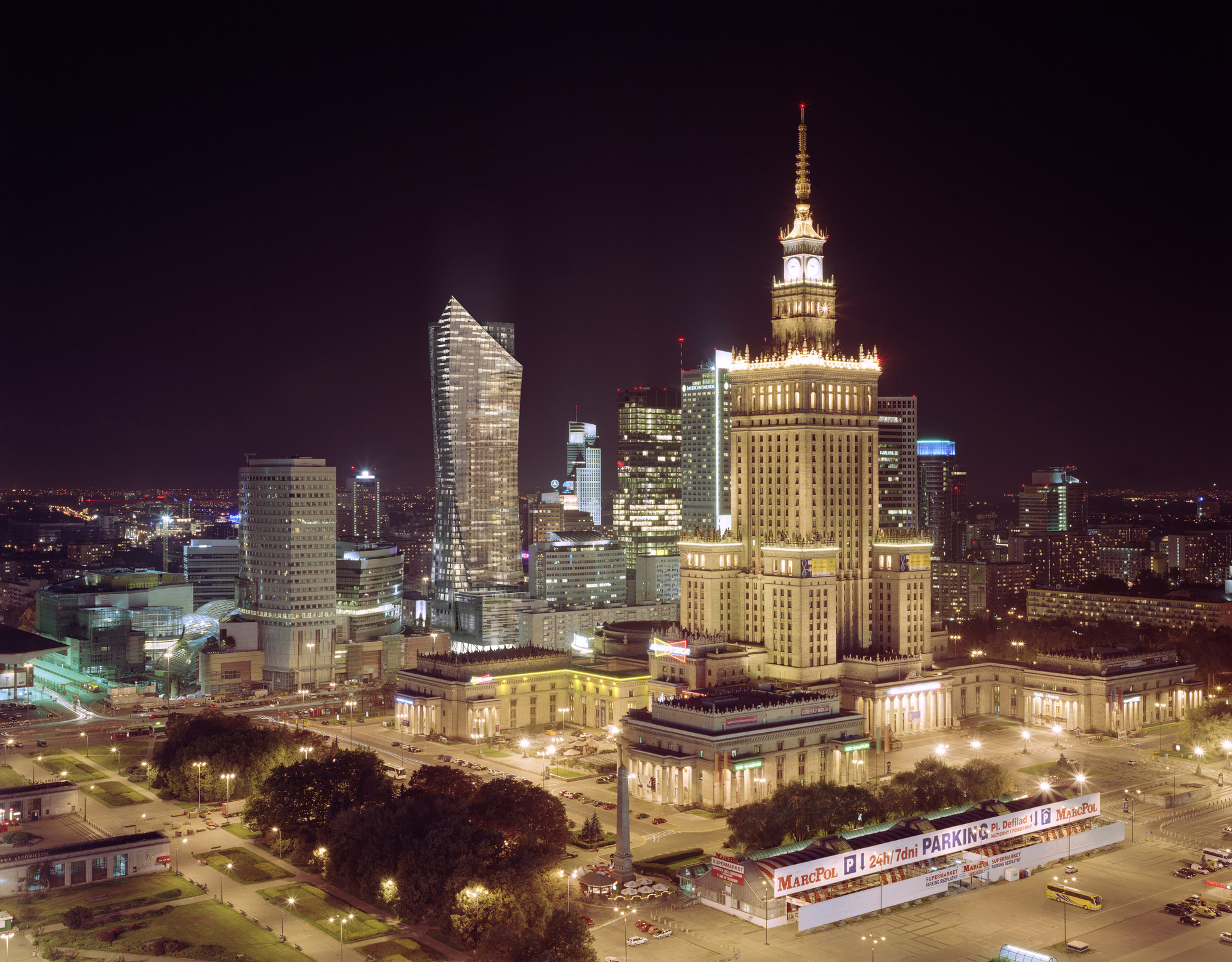 Gallery of Zlota 44 / Daniel Libeskind - 18