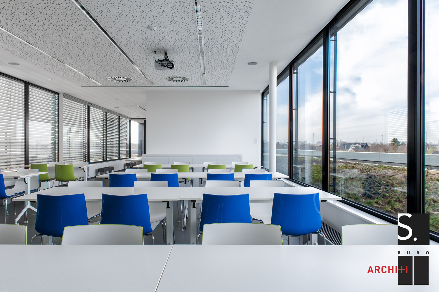 Gallery of Bekaert Office Building / BURO II & ARCHI+I + Sileghem ...