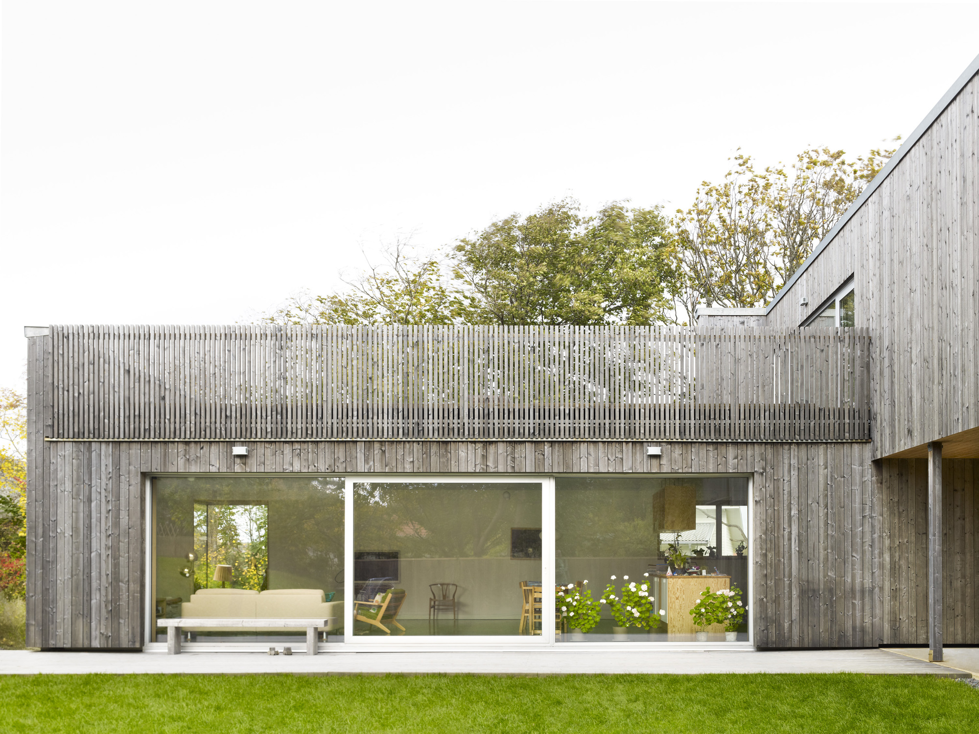 Gallery of Wood House / UNIT Arkitektur AB - 13
