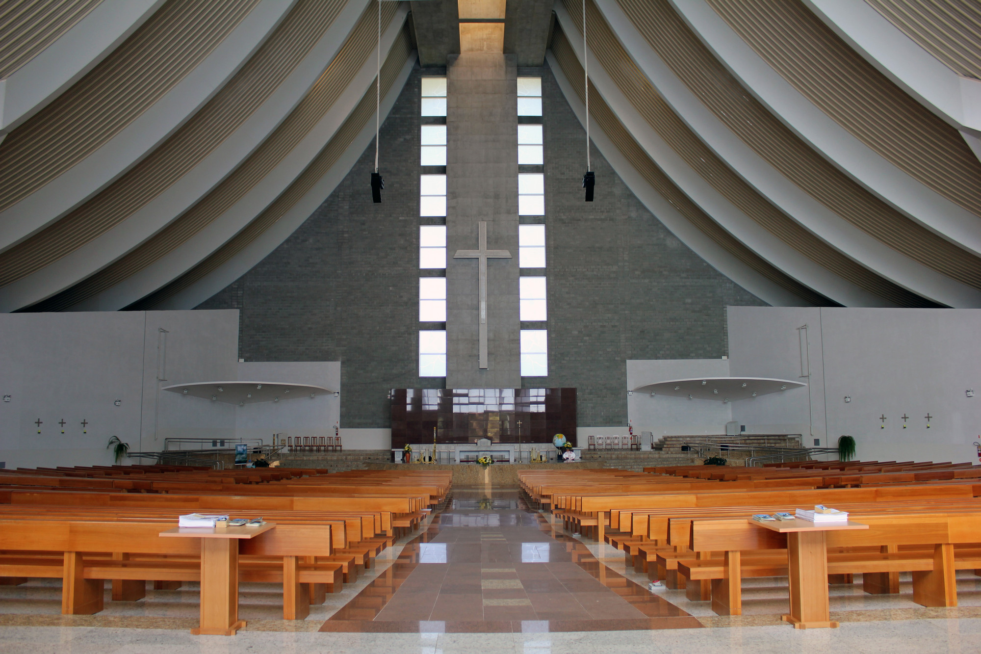 Gallery of The Santuary of Santa Paulina / HS Arquitetos - 7