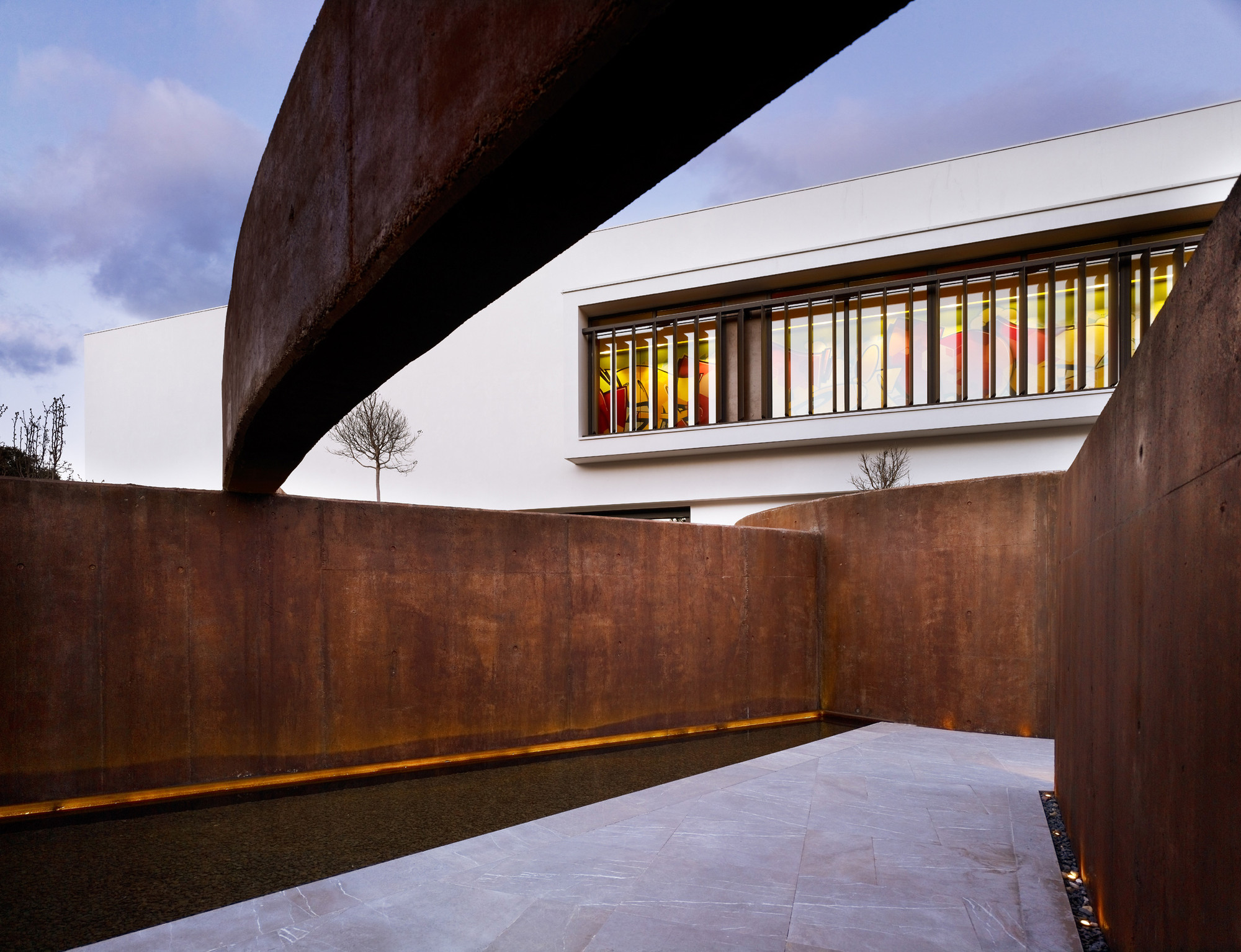 Galeria de Casa em La Moraleja / Dahl Architects + GHG Architecs - 19