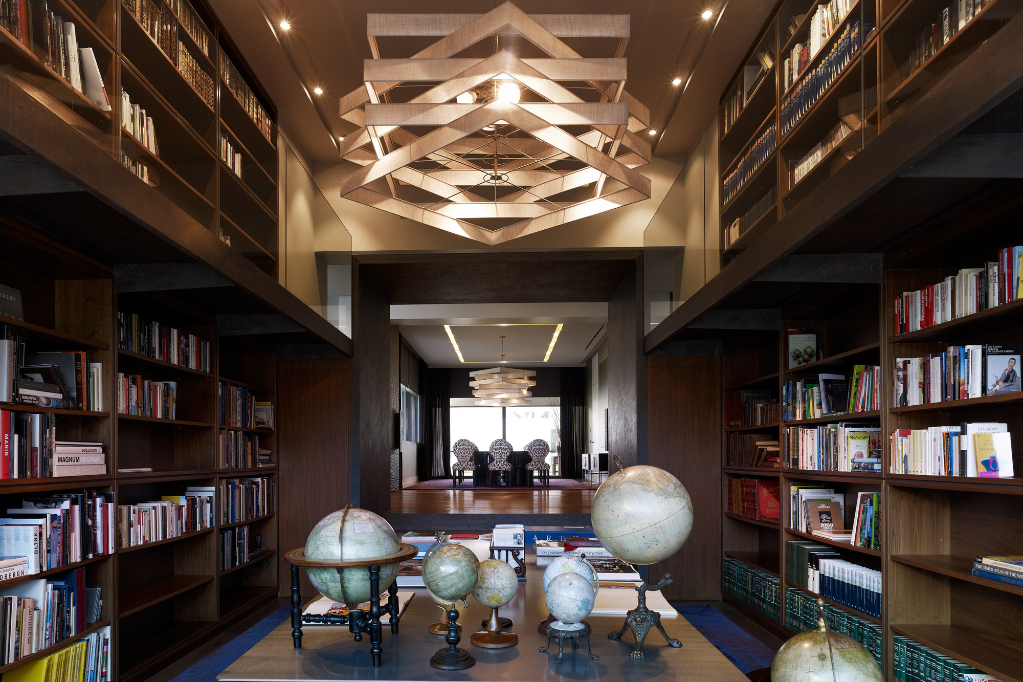 Galeria de Casa em La Moraleja / Dahl Architects + GHG Architecs - 38