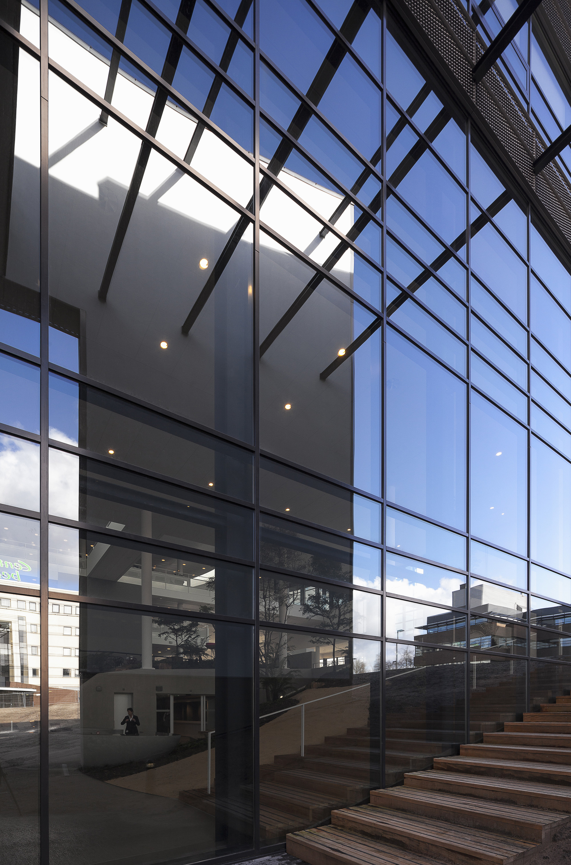 Gallery of Conference Center in Corporate Campus Apeldoorn / ADP ...