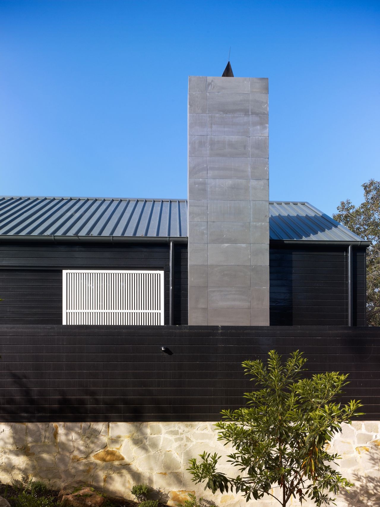 Gallery of Blake Street / B.E Architecture - 25