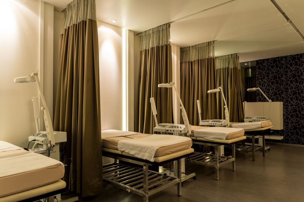 Gallery of Eau Building / HMP Architects - 14