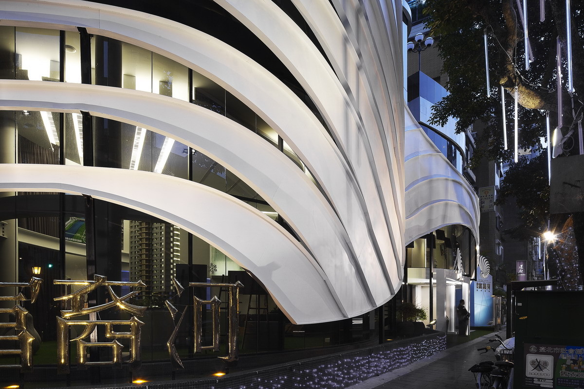 Galeria de Centro de Vendas Habitacional Rio Fuyi / Lab Modus - 8