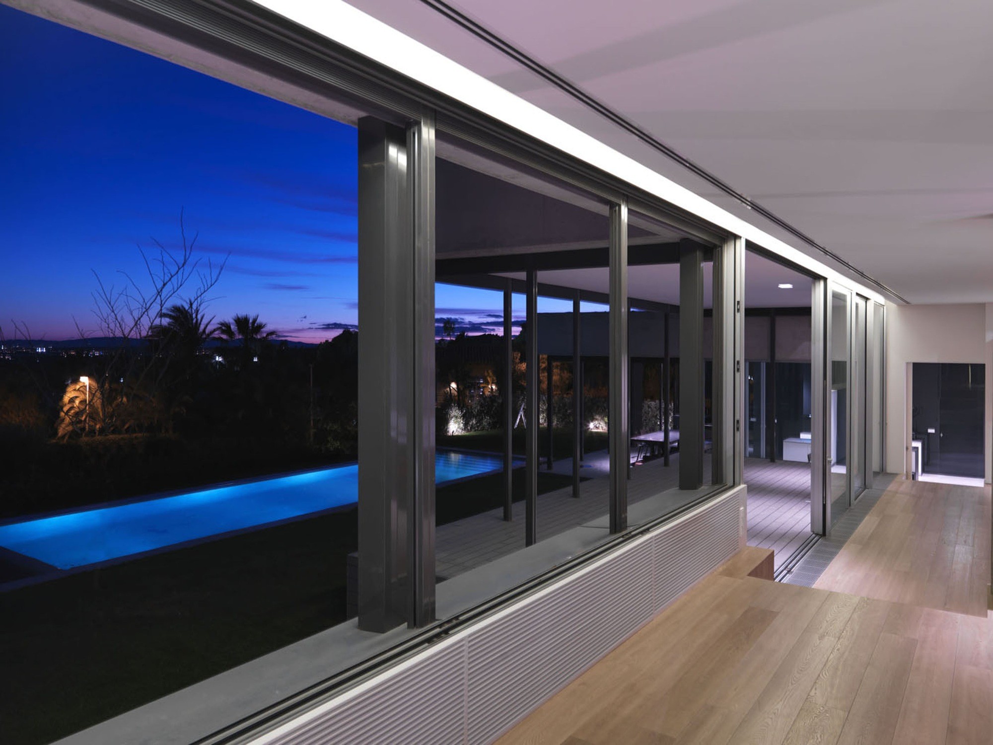 Gallery of The Me Too House / LADAA - 34