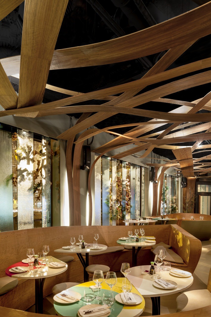 Gallery of Ikibana Paral Restaurant / El Equipo Creativo - 15