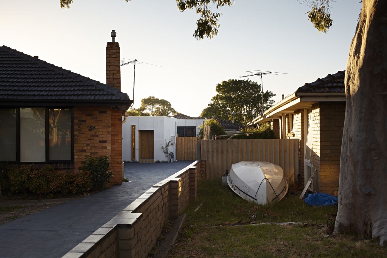 Gallery of Paling Fence House / NASA - 6