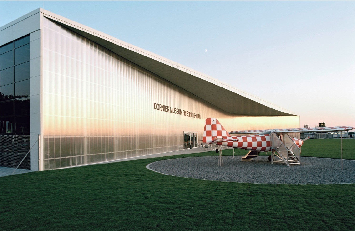 Gallery of Dornier Museum / Allmann Sattler Wappner Architekten - 7