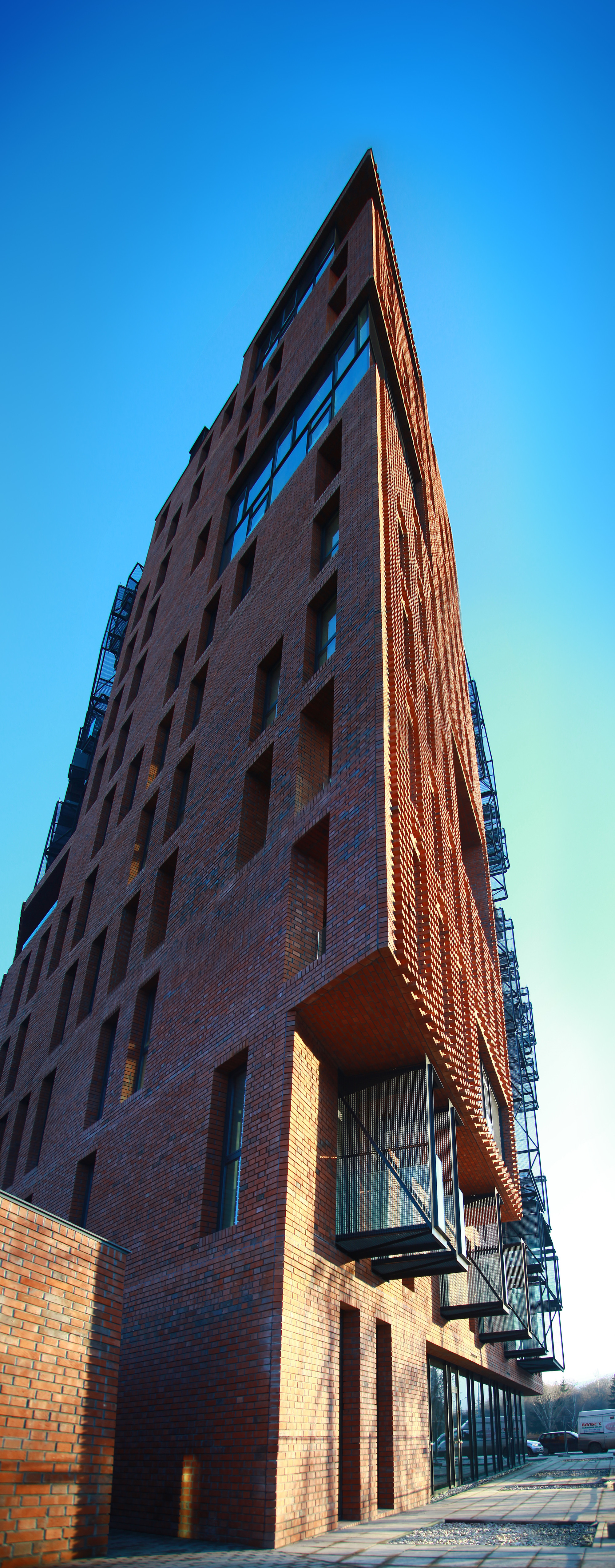 Gallery of Red Apple Apartment Building / Aedes Studio - 27