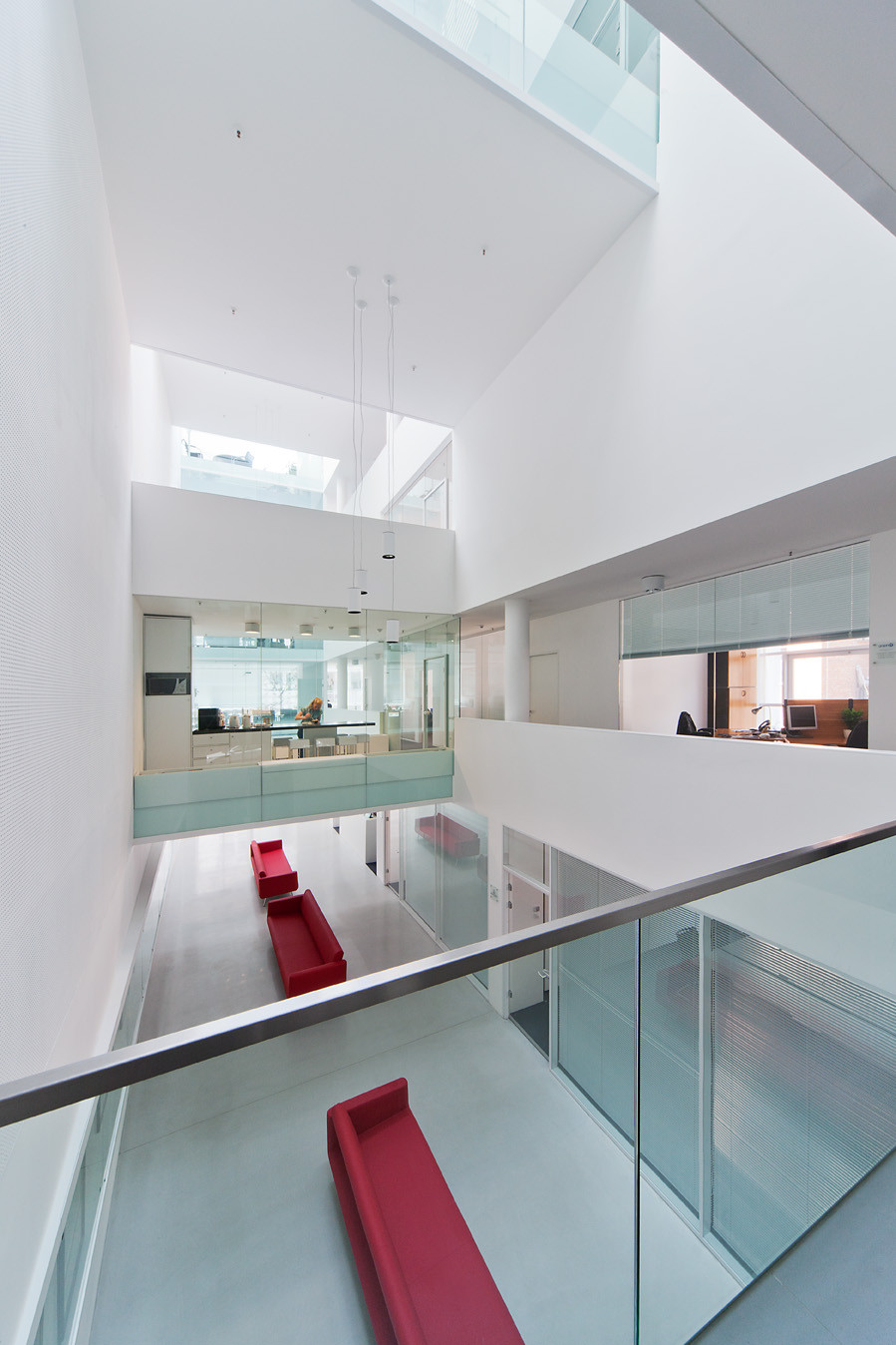 Gallery of Vibrant Geometry / 3h architecture Ltd - 7