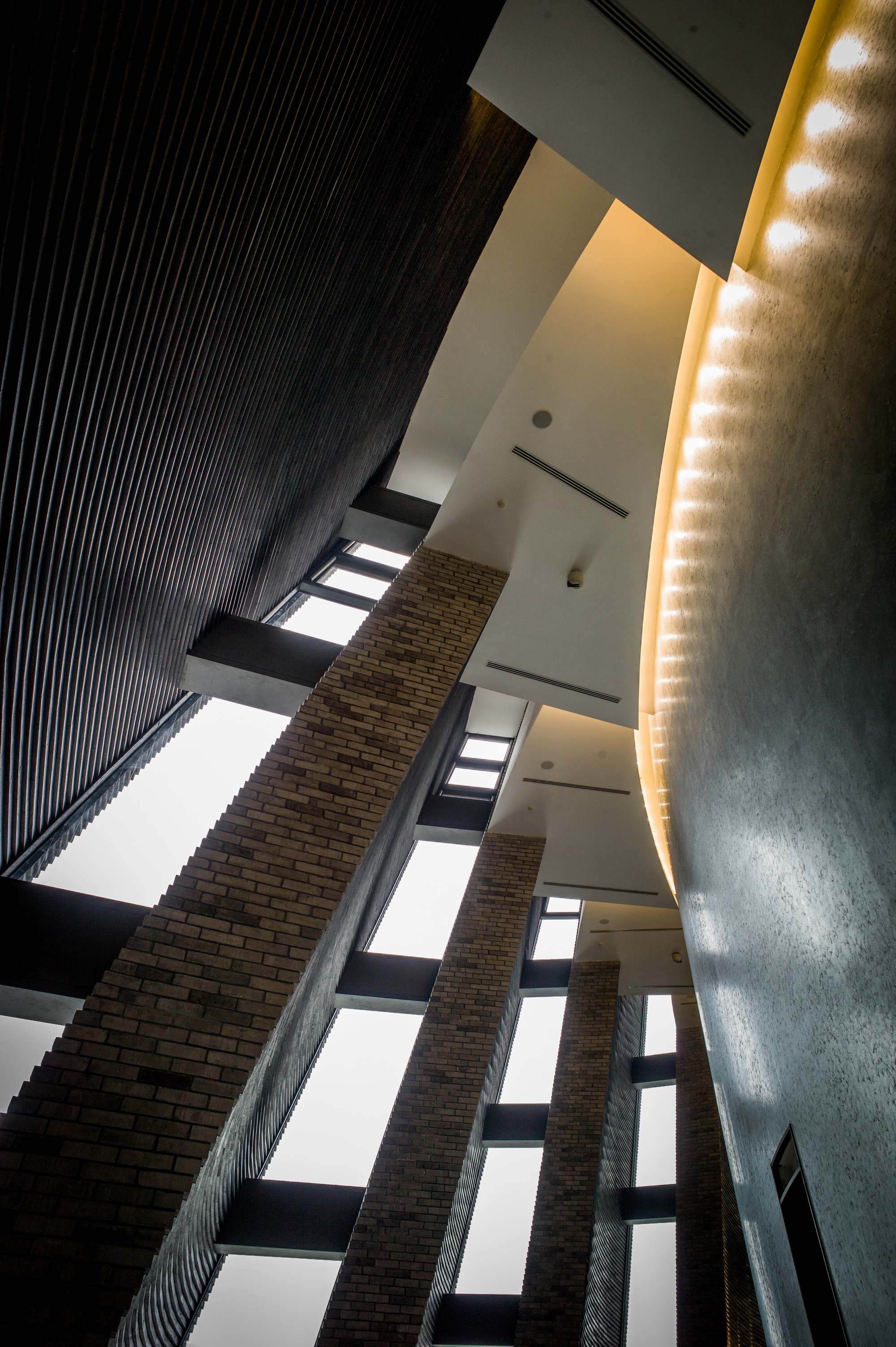 Gallery of Wuzhen Theater / KRIS YAO | ARTECH - 25