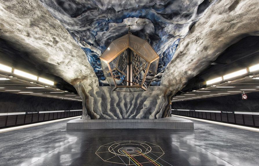 Galeria de Intervenções artísticas em 90 estações do metrô de Estocolmo ...